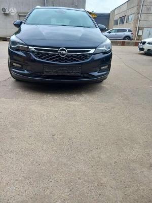 Blue Opel Astra 2018 in Vilnius, with an engine capacity of 1.60 L and mileage of 233 thousand km for 10300 €, photo  on AUTOMOTO.COM.LV