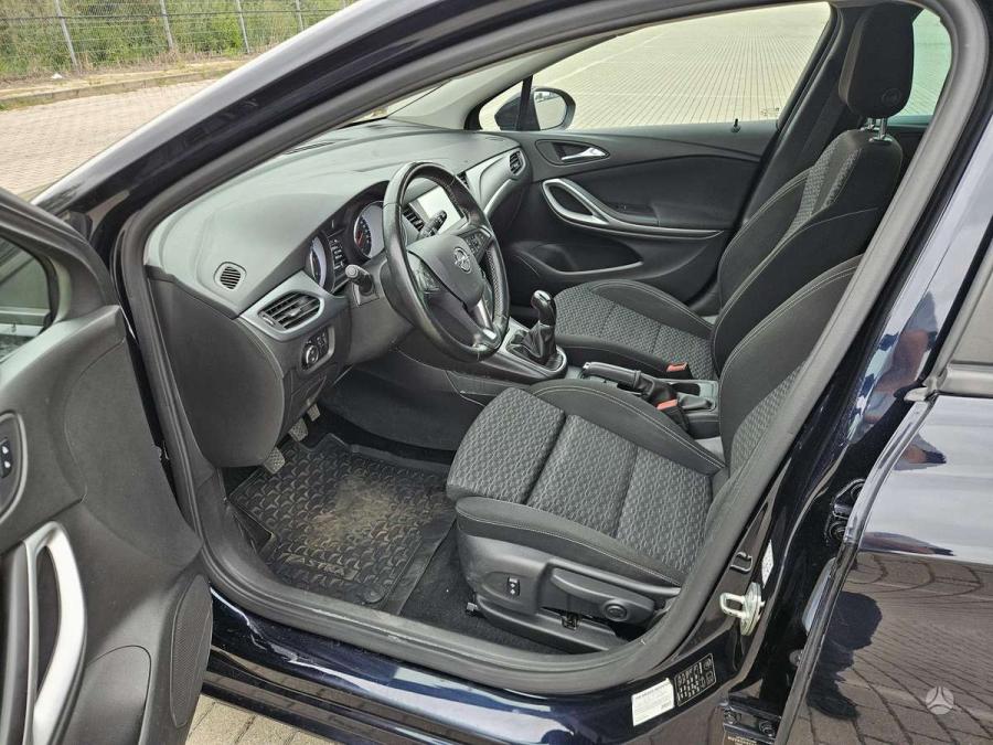 Zils Opel Astra 2018 Marijampole, ar dzinēja tilpumu 1.60 L un nobraukumu 184 tūkst. km par 5950 €, foto 9 vietnē AUTOMOTO.COM.LV