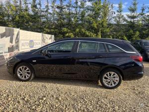 Blue Opel Astra 2018 in Kaunas, with an engine capacity of 1.60 L and mileage of 136 thousand km for 6850 €, photo 5 on AUTOMOTO.COM.LV