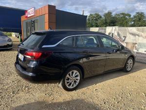 Blue Opel Astra 2018 in Kaunas, with an engine capacity of 1.60 L and mileage of 136 thousand km for 6850 €, photo 6 on AUTOMOTO.COM.LV