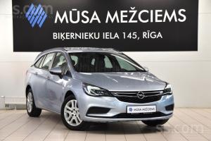 Blue Opel Astra 2019 in Riga, with an engine capacity of 1.40 L and mileage of 129 thousand km for 12990 €, photo 4 on AUTOMOTO.COM.LV