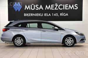 Blue Opel Astra 2019 in Riga, with an engine capacity of 1.40 L and mileage of 129 thousand km for 12990 €, photo 5 on AUTOMOTO.COM.LV