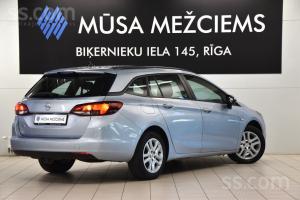 Blue Opel Astra 2019 in Riga, with an engine capacity of 1.40 L and mileage of 129 thousand km for 12990 €, photo 7 on AUTOMOTO.COM.LV