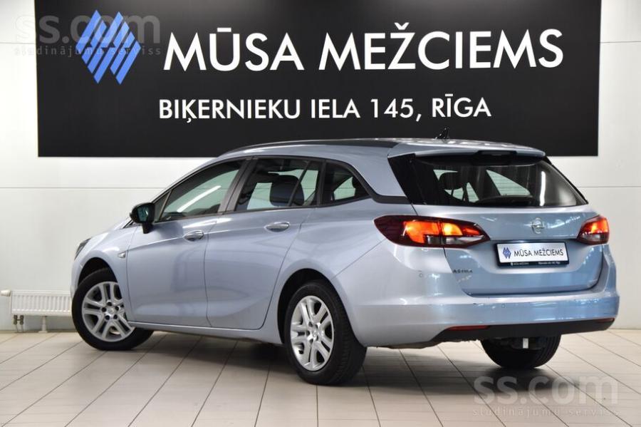 Blue Opel Astra 2019 in Riga, with an engine capacity of 1.40 L and mileage of 129 thousand km for 12990 €, photo 9 on AUTOMOTO.COM.LV
