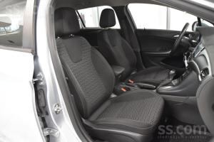 Blue Opel Astra 2019 in Riga, with an engine capacity of 1.40 L and mileage of 129 thousand km for 12990 €, photo 16 on AUTOMOTO.COM.LV
