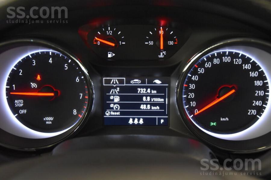 Blue Opel Astra 2019 in Riga, with an engine capacity of 1.40 L and mileage of 129 thousand km for 12990 €, photo 25 on AUTOMOTO.COM.LV