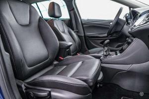 Blue Opel Astra 2020 in Kaunas, with an engine capacity of 1.20 L and mileage of 178 thousand km for 8290 €, photo 13 on AUTOMOTO.COM.LV