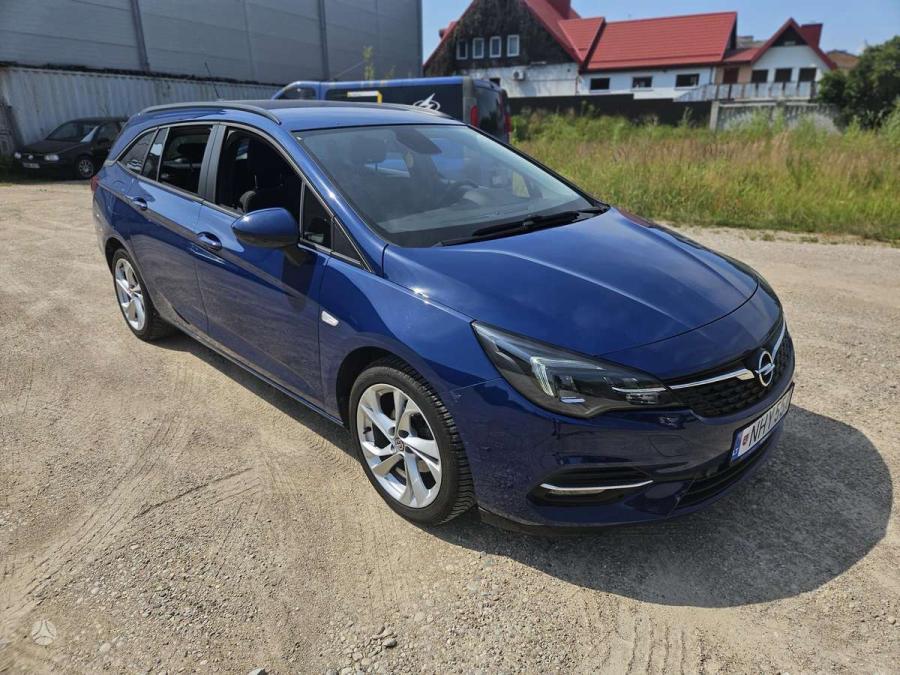 Blue Opel Astra 2020 in Kaunas, with an engine capacity of 1.50 L and mileage of 148 thousand km for 6000 €, photo 3 on AUTOMOTO.COM.LV