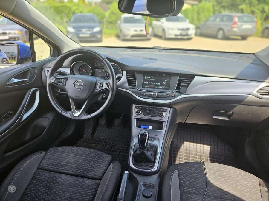 Blue Opel Astra 2020 in Kaunas, with an engine capacity of 1.50 L and mileage of 148 thousand km for 6000 €, photo 8 on AUTOMOTO.COM.LV