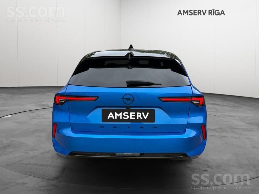 Blue Opel Astra 2023 in Riga, with an engine capacity of 1.50 L and mileage of 147 thousand km for 17900 €, photo 5 on AUTOMOTO.COM.LV