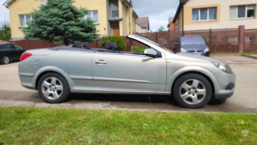 Brūns Opel Astra 2006 Šauļi, ar dzinēja tilpumu 1.60 L un nobraukumu 112 tūkst. km par 2850 €, foto 6 vietnē AUTOMOTO.COM.LV