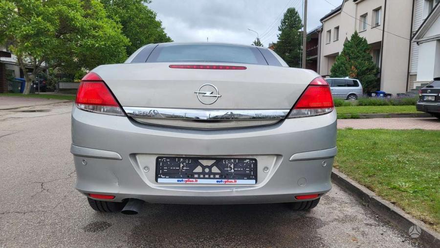 Brūns Opel Astra 2006 Šauļi, ar dzinēja tilpumu 1.60 L un nobraukumu 112 tūkst. km par 2850 €, foto 16 vietnē AUTOMOTO.COM.LV