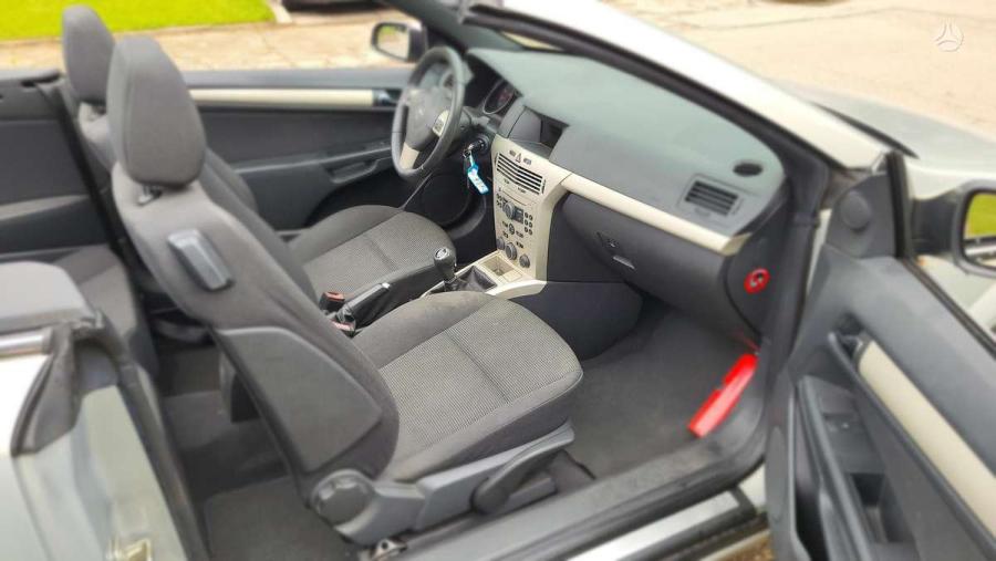 Brūns Opel Astra 2006 Šauļi, ar dzinēja tilpumu 1.60 L un nobraukumu 112 tūkst. km par 2850 €, foto 23 vietnē AUTOMOTO.COM.LV