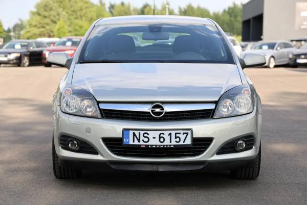 Brūns Opel Astra 2010 Jelgava, ar dzinēja tilpumu 1.70 L un nobraukumu 322 tūkst. km par 1990 €, foto 2 vietnē AUTOMOTO.COM.LV