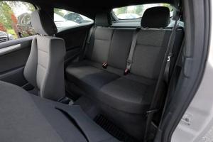 Brown Opel Astra 2010 in Jelgava, with an engine capacity of 1.70 L and mileage of 322 thousand km for 1990 €, photo 11 on AUTOMOTO.COM.LV