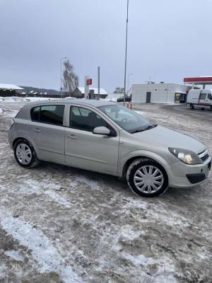 Brūns Opel Astra 2006 Tauragė, ar dzinēja tilpumu 1.60 L un nobraukumu 228 tūkst. km par 666 €, foto 4 vietnē AUTOMOTO.COM.LV