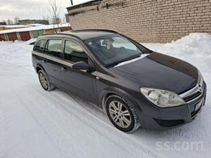 Brūns Opel Astra 2008 Rēzekne, ar dzinēja tilpumu 1.70 L un nobraukumu 300 tūkst. km par 1000 €, foto 2 vietnē AUTOMOTO.COM.LV
