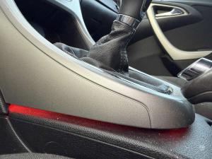 Brūns Opel Astra 2011 Kauņa, ar dzinēja tilpumu 1.69 L un nobraukumu 303 tūkst. km par 2200 €, foto 7 vietnē AUTOMOTO.COM.LV