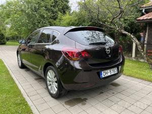 Brūns Opel Astra 2012 Rīga, ar dzinēja tilpumu 1.70 L un nobraukumu 189 tūkst. km par 4990 €, foto 4 vietnē AUTOMOTO.COM.LV