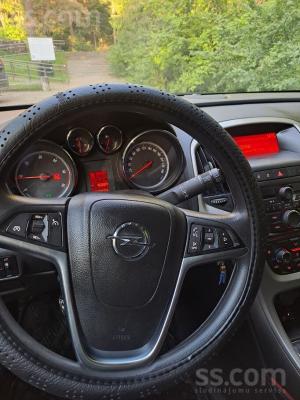 Brūns Opel Astra 2012 Rēzekne, ar dzinēja tilpumu 1.70 L un nobraukumu 301 tūkst. km par 2500 €, foto 6 vietnē AUTOMOTO.COM.LV