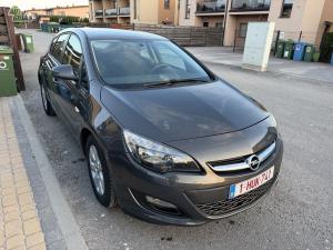 Brown Opel Astra 2013 in Kaunas, with an engine capacity of 1.70 L and mileage of 169 thousand km for 4000 €, photo 4 on AUTOMOTO.COM.LV