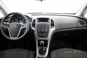 Brown Opel Astra 2014 in Tallinn, with an engine capacity of 1.60 L and mileage of 189 thousand km for 2699 €, photo 6 on AUTOMOTO.COM.LV