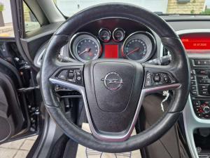 Brown Opel Astra 2014 in Kelme, with an engine capacity of 1.36 L and mileage of 157 thousand km for 5490 €, photo 11 on AUTOMOTO.COM.LV