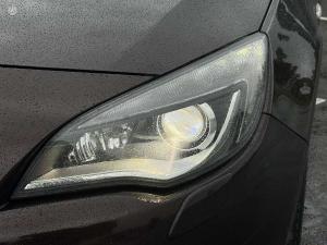 Brown Opel Astra 2014 in Kaunas, with an engine capacity of 1.96 L and mileage of 280 thousand km for 4650 €, photo 14 on AUTOMOTO.COM.LV