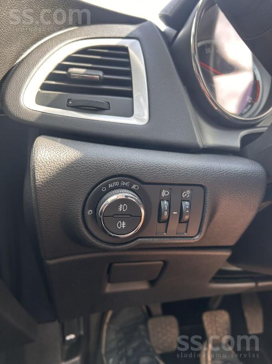 Brūns Opel Astra 2015 Saldus, ar dzinēja tilpumu 1.60 L un nobraukumu 145 tūkst. km par 6200 €, foto 18 vietnē AUTOMOTO.COM.LV