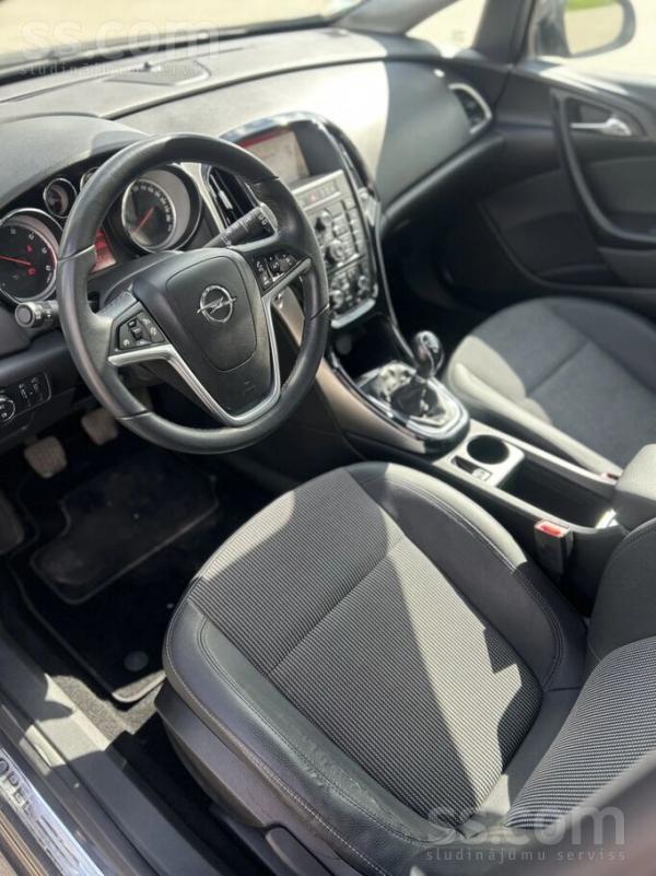 Brūns Opel Astra 2015 Saldus, ar dzinēja tilpumu 1.60 L un nobraukumu 145 tūkst. km par 6200 €, foto 2 vietnē AUTOMOTO.COM.LV