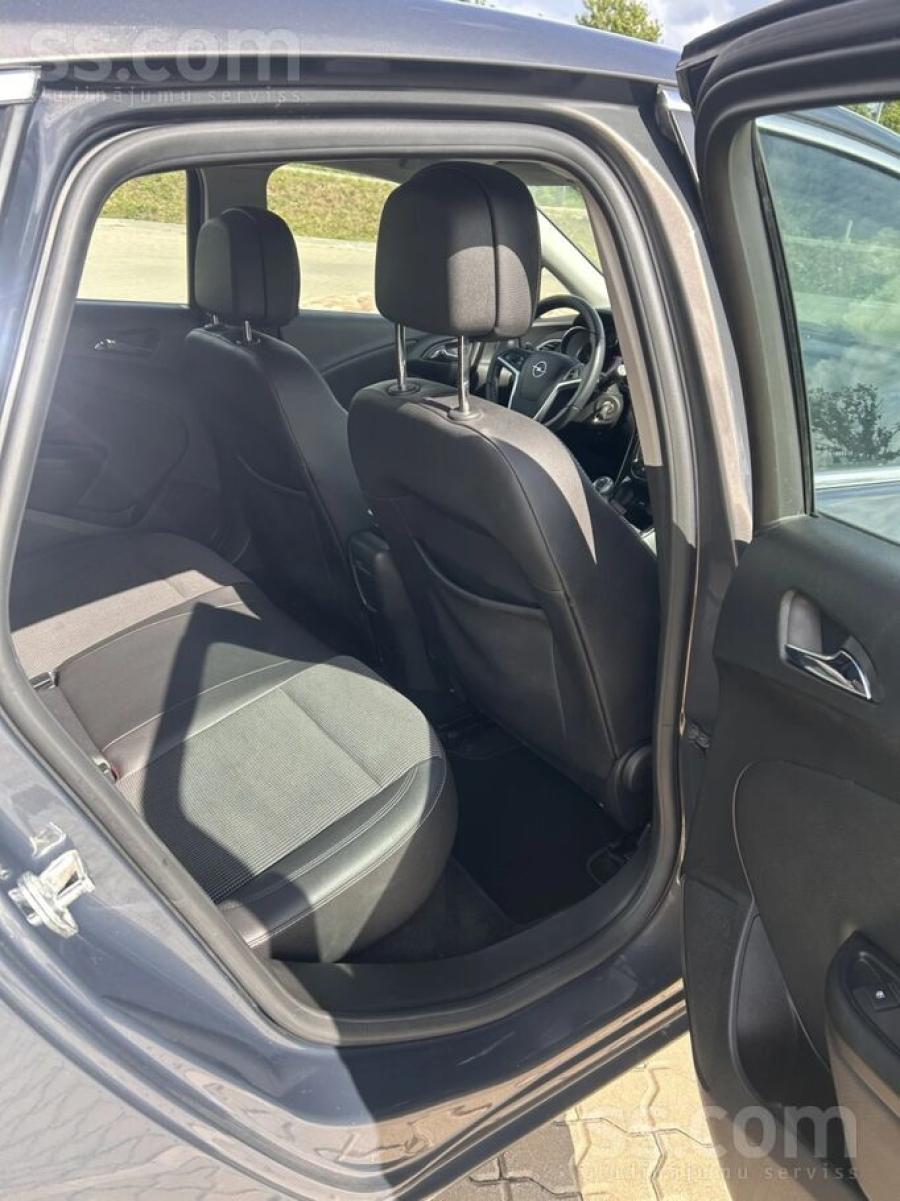 Brūns Opel Astra 2015 Saldus, ar dzinēja tilpumu 1.60 L un nobraukumu 145 tūkst. km par 6200 €, foto 7 vietnē AUTOMOTO.COM.LV