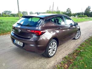 Brown Opel Astra 2016 in Vilkaviskis, with an engine capacity of 1.60 L and mileage of 246 thousand km for 4950 €, photo 3 on AUTOMOTO.COM.LV