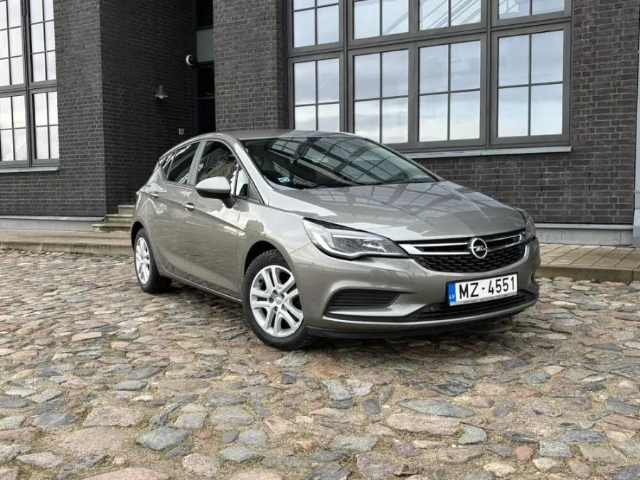 Brūns Opel Astra 2017 Rīga, ar dzinēja tilpumu 1.60 L un nobraukumu 181 tūkst. km par 6900 €, foto 3 vietnē AUTOMOTO.COM.LV
