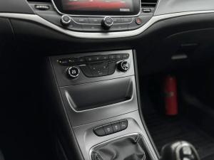 Brūns Opel Astra 2017 Rīga, ar dzinēja tilpumu 1.60 L un nobraukumu 181 tūkst. km par 6900 €, foto 10 vietnē AUTOMOTO.COM.LV
