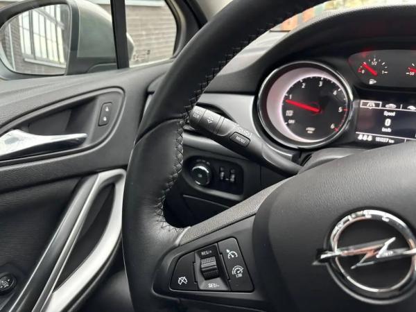 Brown Opel Astra 2017 in Riga, with an engine capacity of 1.60 L and mileage of 181 thousand km for 6900 €, photo 10 on AUTOMOTO.COM.LV