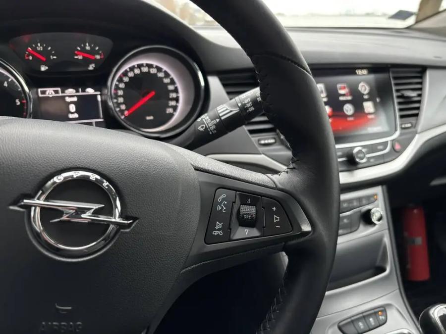 Brūns Opel Astra 2017 Rīga, ar dzinēja tilpumu 1.60 L un nobraukumu 181 tūkst. km par 6900 €, foto 13 vietnē AUTOMOTO.COM.LV