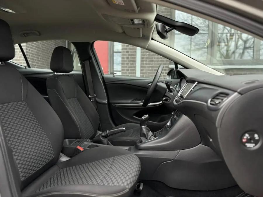 Brūns Opel Astra 2017 Rīga, ar dzinēja tilpumu 1.60 L un nobraukumu 181 tūkst. km par 6900 €, foto 14 vietnē AUTOMOTO.COM.LV