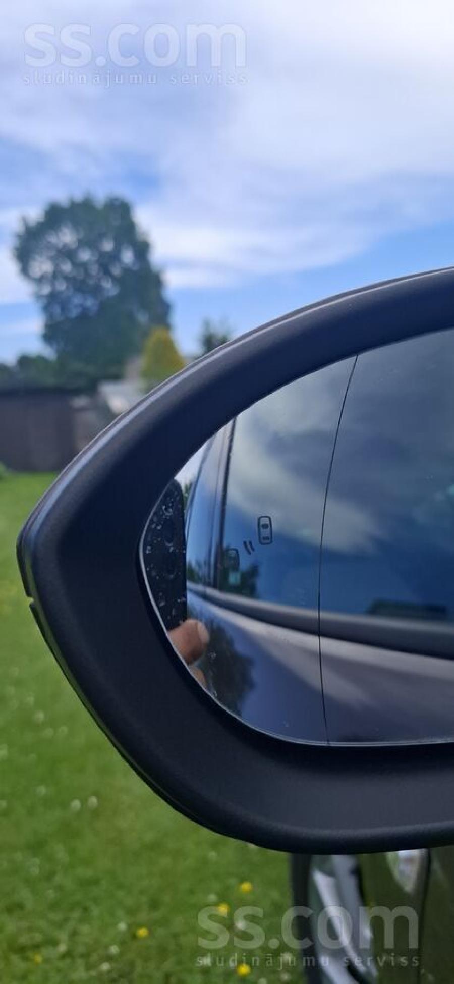 Brown Opel Astra 2017 in Riga, with an engine capacity of 1.40 L and mileage of 62 thousand km for 9500 €, photo 14 on AUTOMOTO.COM.LV