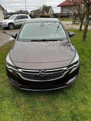 Brown Opel Astra 2018 in Ukmerge, with an engine capacity of 1.40 L and mileage of 128 thousand km for 6950 €, photo 5 on AUTOMOTO.COM.LV