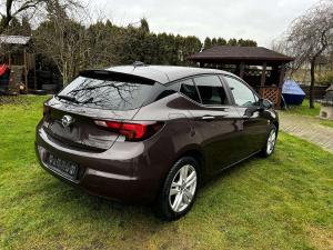 Brown Opel Astra 2018 in Ukmerge, with an engine capacity of 1.40 L and mileage of 128 thousand km for 6950 €, photo 11 on AUTOMOTO.COM.LV