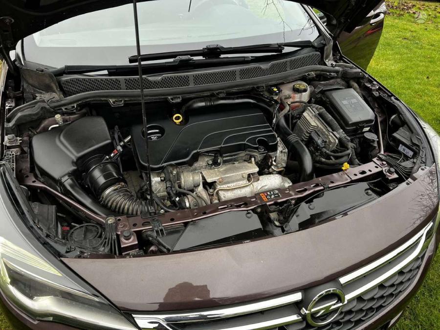 Brown Opel Astra 2018 in Ukmerge, with an engine capacity of 1.40 L and mileage of 128 thousand km for 6950 €, photo 27 on AUTOMOTO.COM.LV