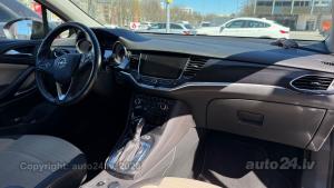 Brown Opel Astra 2018 in Tallinn, with an engine capacity of 1.60 L and mileage of 92 thousand km for 16500 €, photo 13 on AUTOMOTO.COM.LV