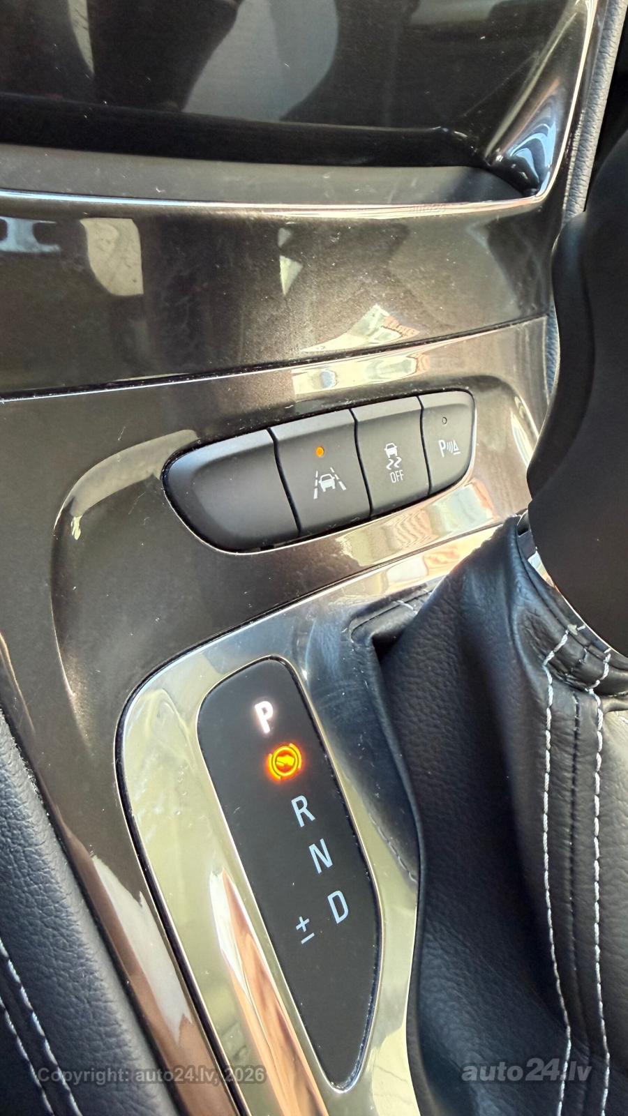 Brown Opel Astra 2018 in Tallinn, with an engine capacity of 1.60 L and mileage of 92 thousand km for 16500 €, photo 26 on AUTOMOTO.COM.LV