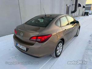 Brown Opel Astra 2014 in Tallinn, with an engine capacity of 1.60 L and mileage of 166 thousand km for 4000 €, photo 12 on AUTOMOTO.COM.LV