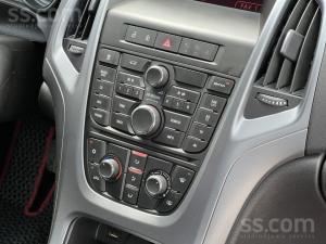 Brown Opel Astra 2016 in Rezekne, with an engine capacity of 1.60 L and mileage of 0 thousand km for 4950 €, photo 11 on AUTOMOTO.COM.LV