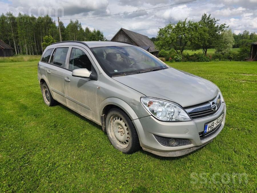 Brown Opel Astra 2008 in Gulbene, with an engine capacity of 1.40 L and mileage of 337 thousand km for 1200 €, photo 4 on AUTOMOTO.COM.LV