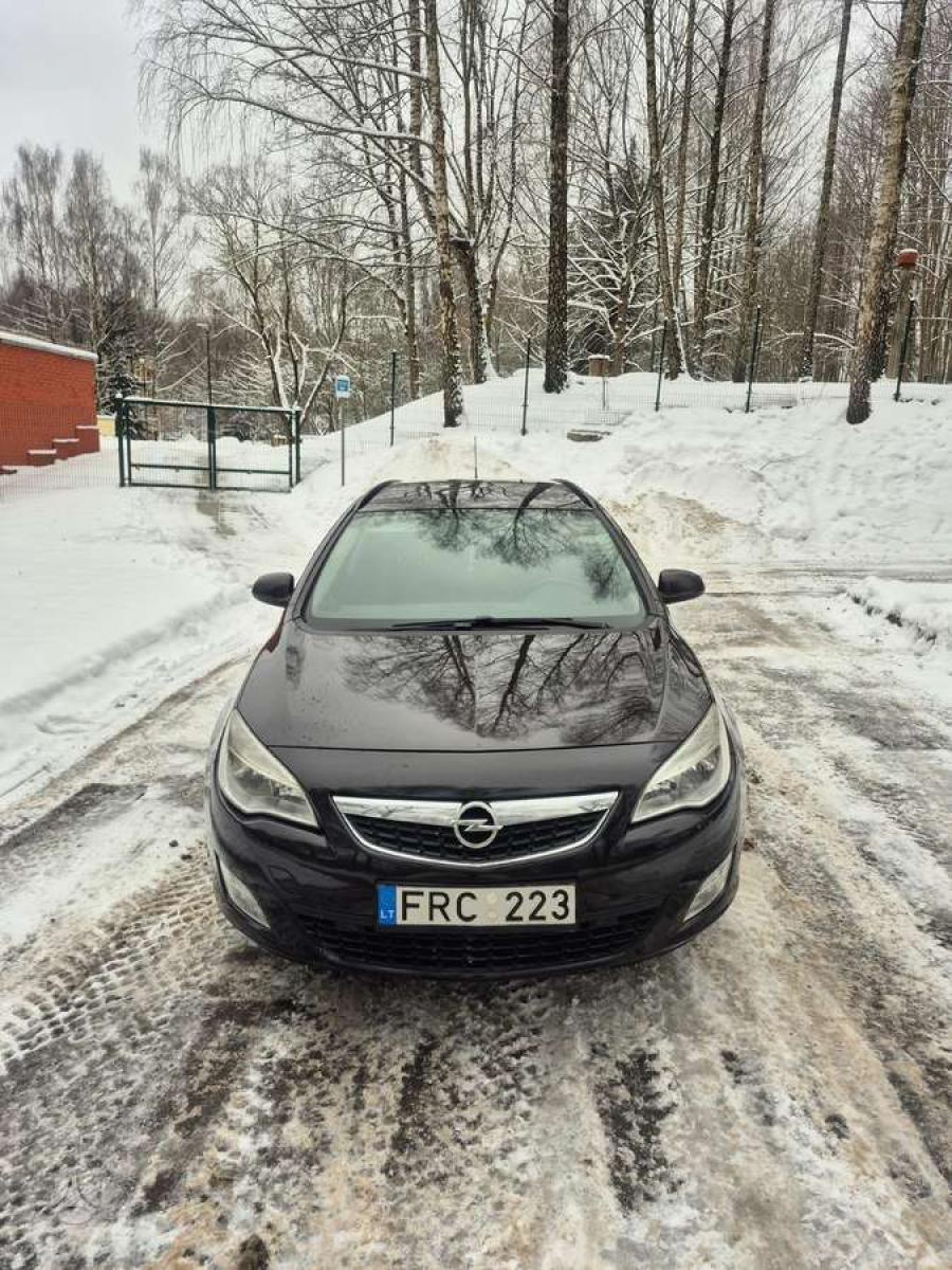 Brūns Opel Astra 2011 Viļņa, ar dzinēja tilpumu 1.69 L un nobraukumu 258 tūkst. km par 2500 €, foto 3 vietnē AUTOMOTO.COM.LV