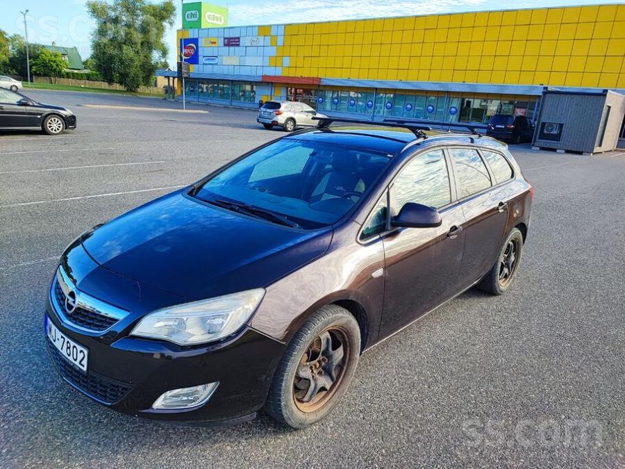 Brūns Opel Astra 2011 Rīga, ar dzinēja tilpumu 1.70 L un nobraukumu 282 tūkst. km par 2000 €, foto 16 vietnē AUTOMOTO.COM.LV