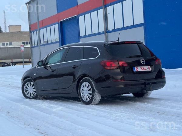 Brūns Opel Astra 2012 Rēzekne, ar dzinēja tilpumu 1.70 L un nobraukumu 0 tūkst. km par 4500 €, foto 3 vietnē AUTOMOTO.COM.LV