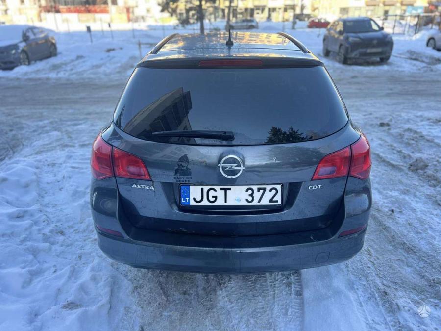 Brūns Opel Astra 2012 Viļņa, ar dzinēja tilpumu 1.69 L un nobraukumu 280 tūkst. km par 1550 €, foto 6 vietnē AUTOMOTO.COM.LV